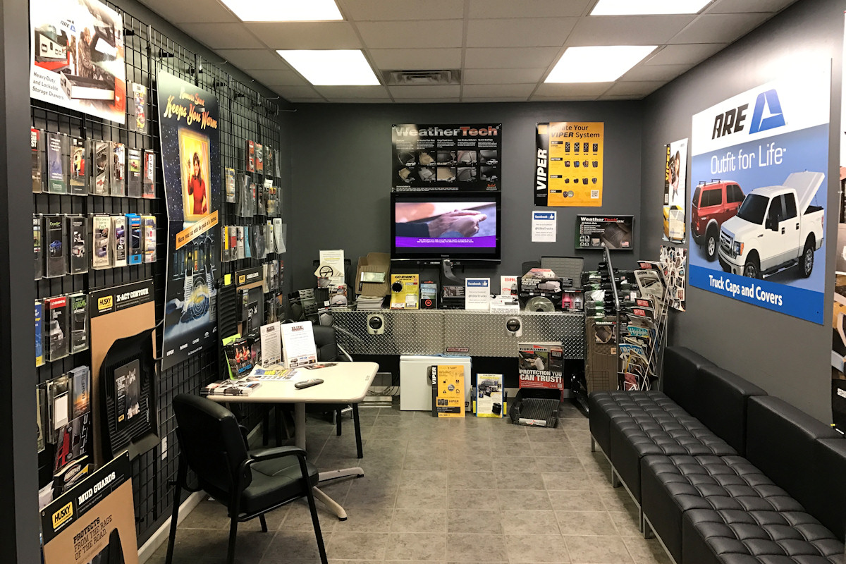 Elite Custom Trucks : Truck Caps and Shells, Tonneau Covers, Truck and ...